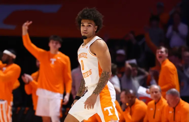 Three Quick Takeaways: Tennessee Basketball Collapses In Loss At ...